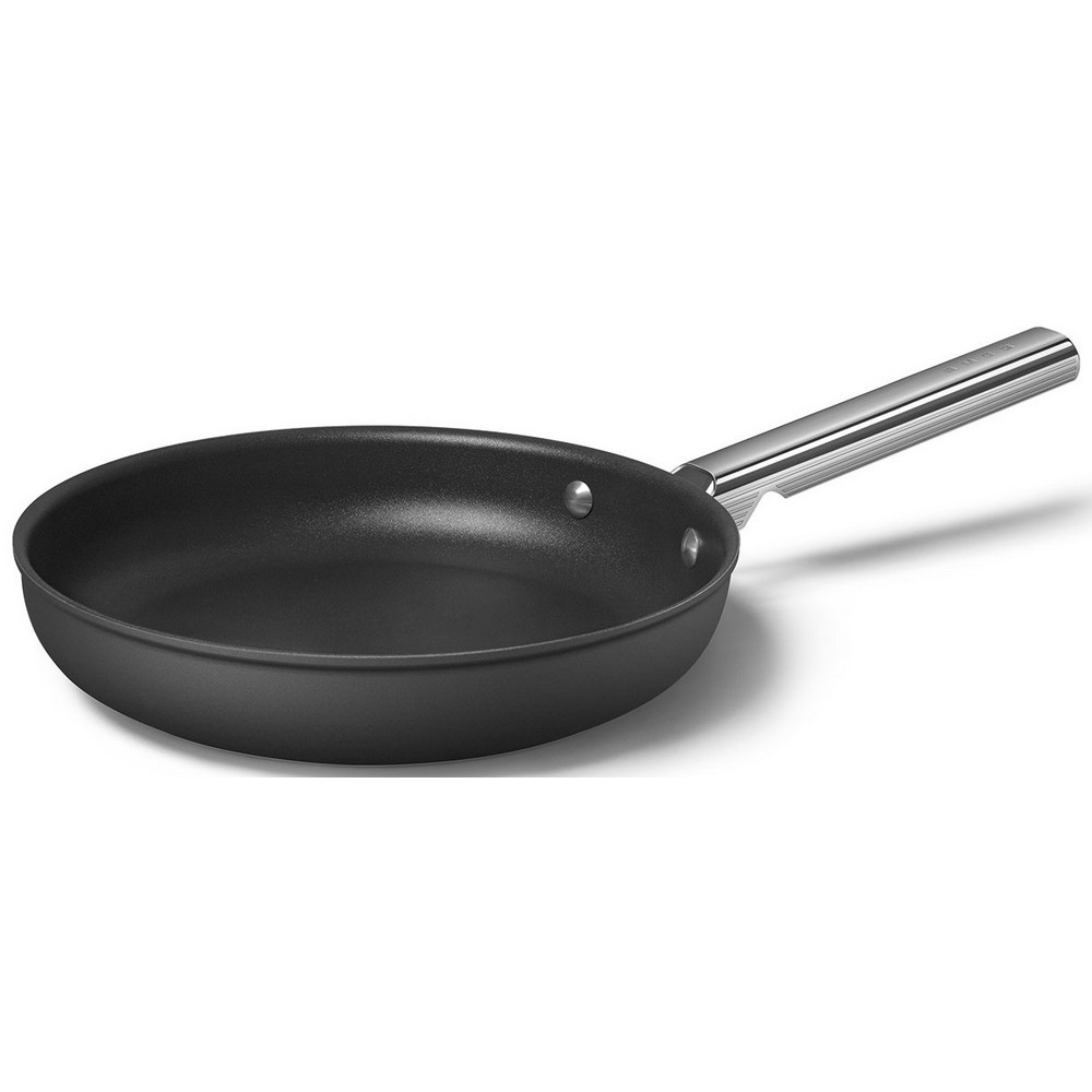 Smeg - 50's Retro Frying Pan | Peter's of Kensington